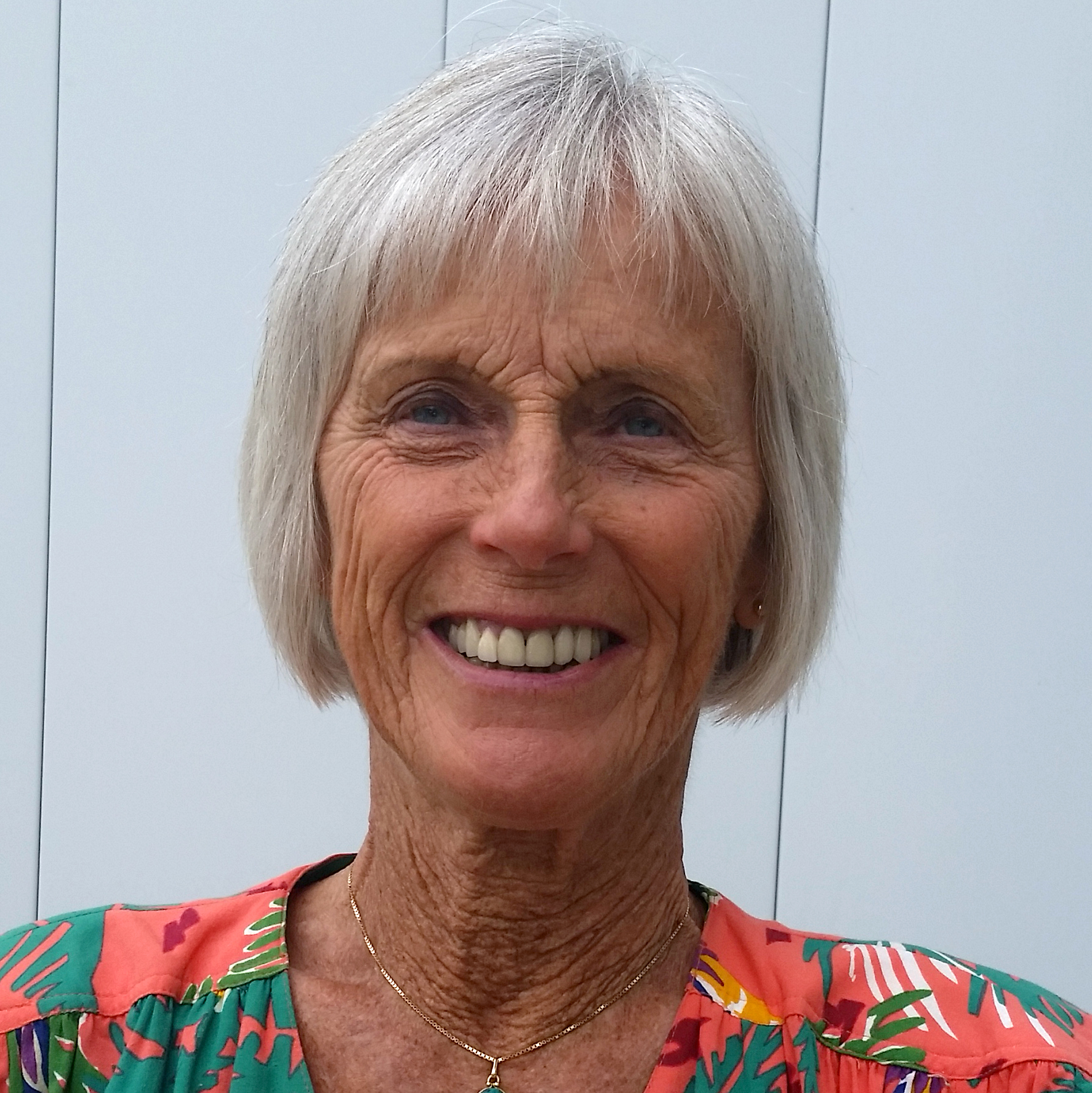 Linda Humphrey - Facebook, Instagram, Twitter [Profiles]